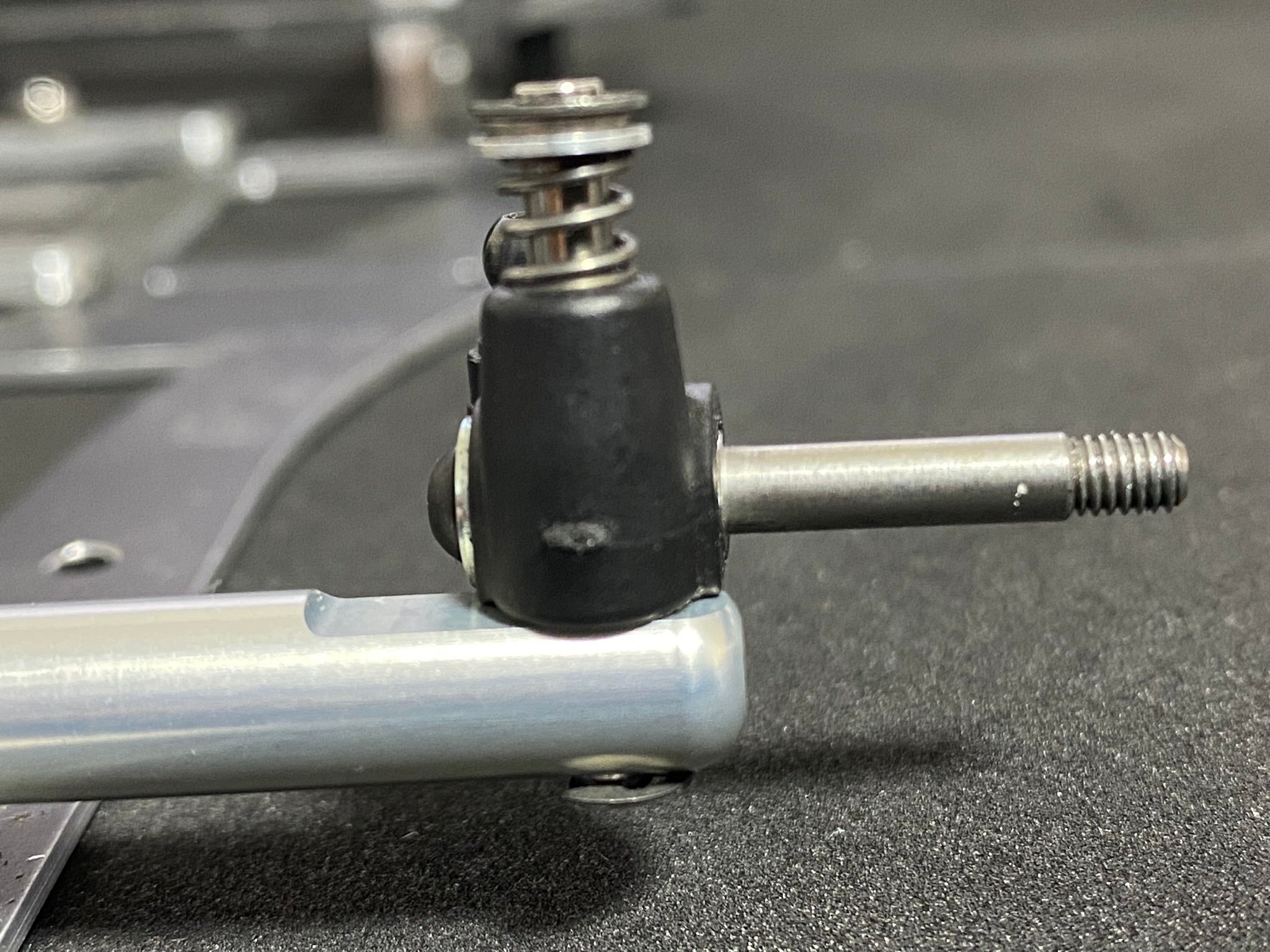 【限定発売】SRF-NX用キャンバー付きクロスバー発売！ Front cross bar for SRF-NX with 1 degree ...